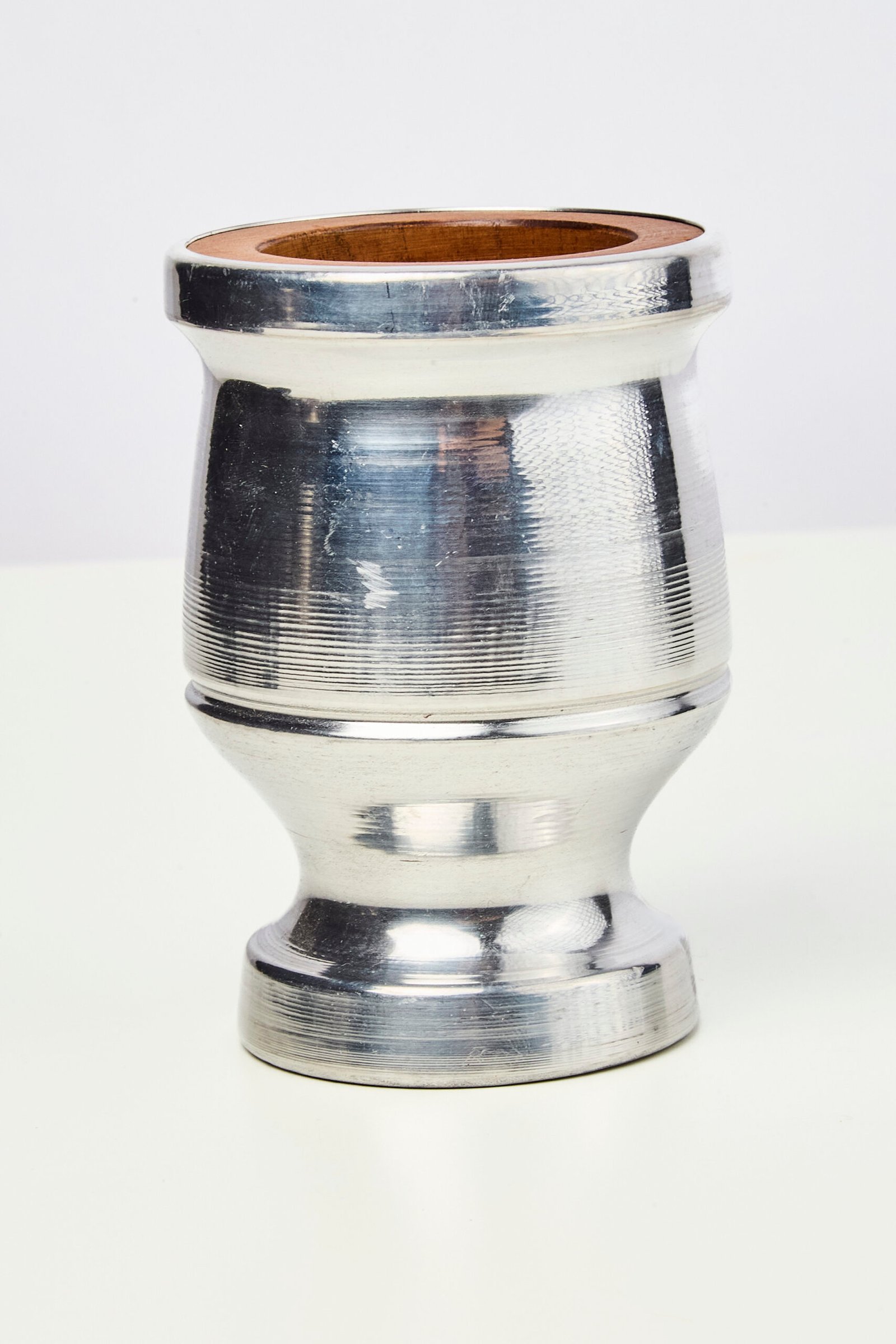 MATE COPÀ DE ALGARROBO FORRADO EN ALUMINIO - El Fortin Gaucho